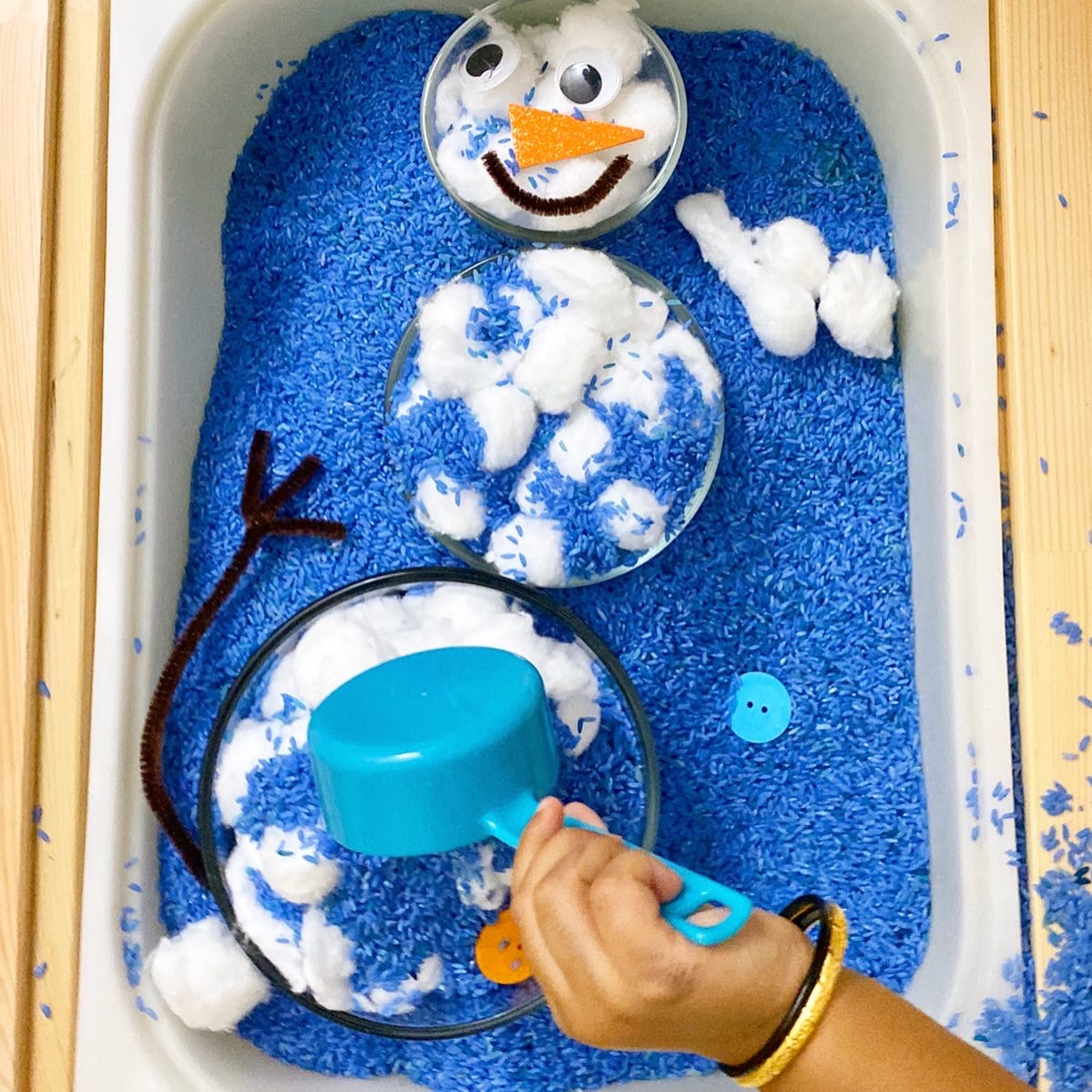 Snowman Sensory Bin - Fun In Cocoon